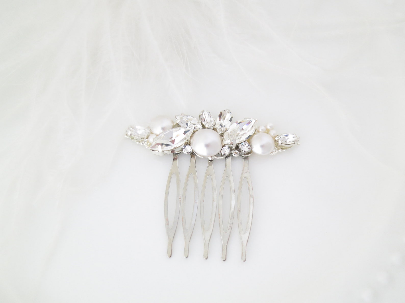 Small Bridal Comb Modern Hair Brooch Wedding Hair Accessory - Etsy