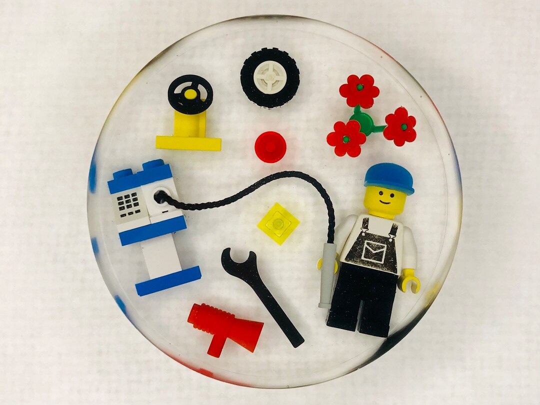 Custom Classic Town Big-rig Truck Stop Themed Resin Decorative ...