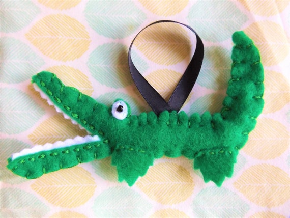 Handmade Eco Felt Green Alligator Gator Holiday Ornament Home Décor ...