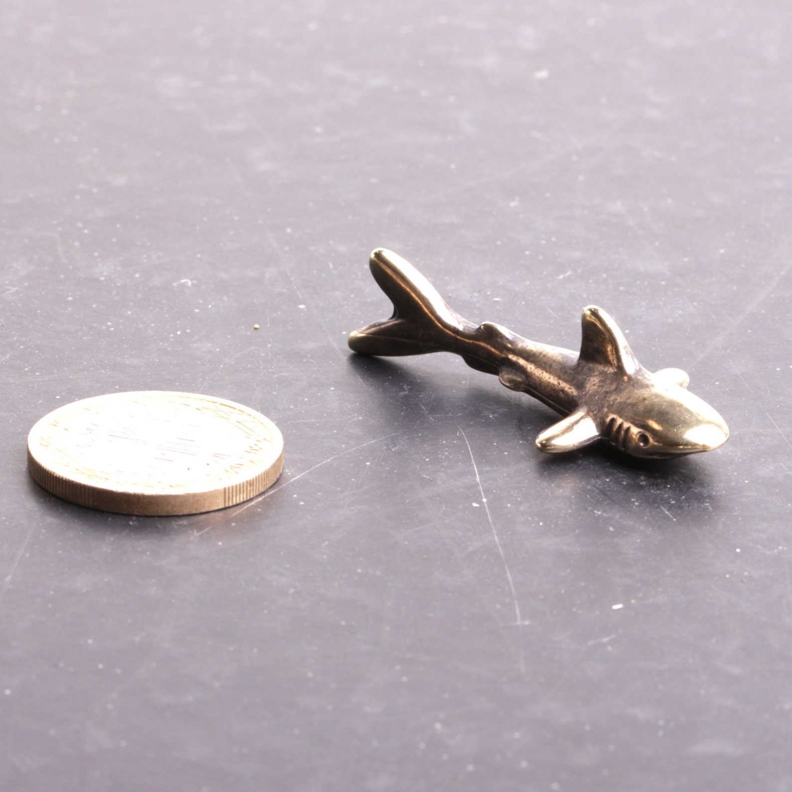 Requin statue miniature collection boutique décor de la maison - Etsy ...