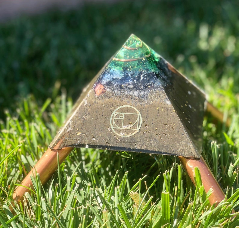 The medium Giza Mini-chembuster - Etsy