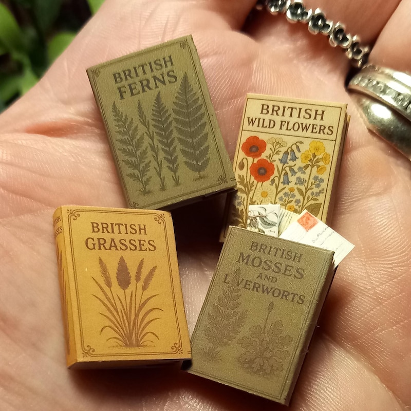 Vintage Wood Miniatures - Etsy UK