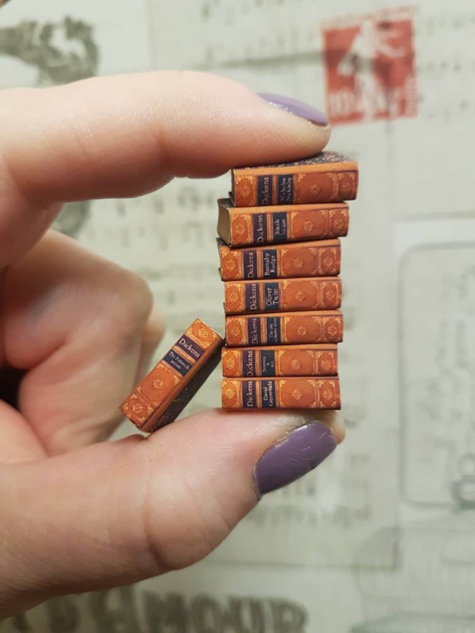 Charles Dickens Victorian Replica Collection of 8 Novels in 1:12 Scale ...