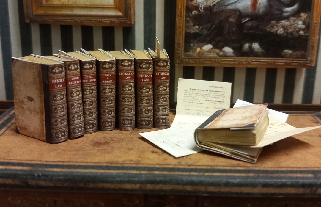 Dollhouse Miniature 1.12 Scale Set of 8 Antique Replica Law Books. Each ...