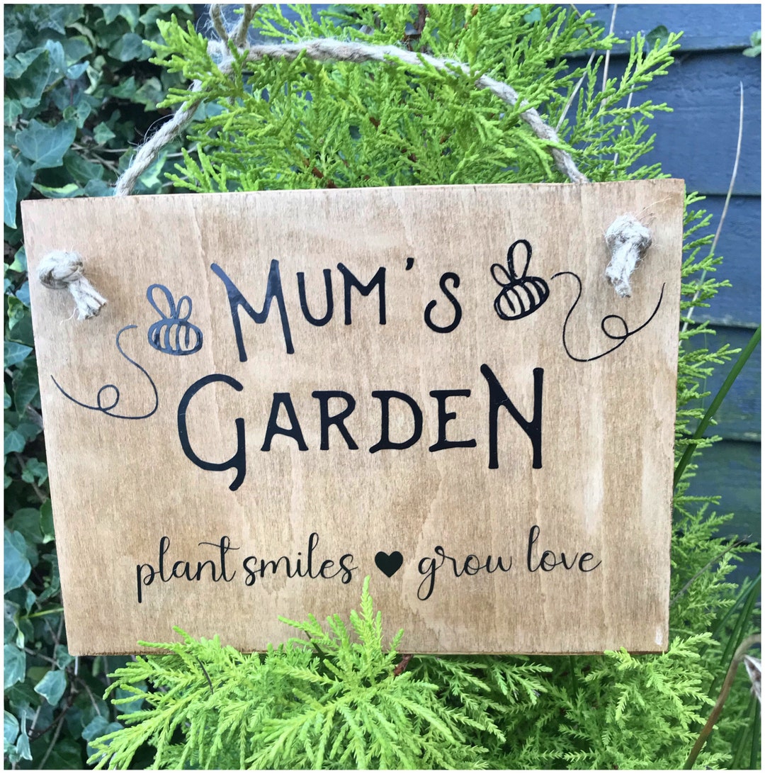 Mums Garden Sign, Rustic Garden Signs, Yard Decor, Plant Pot Signs ...