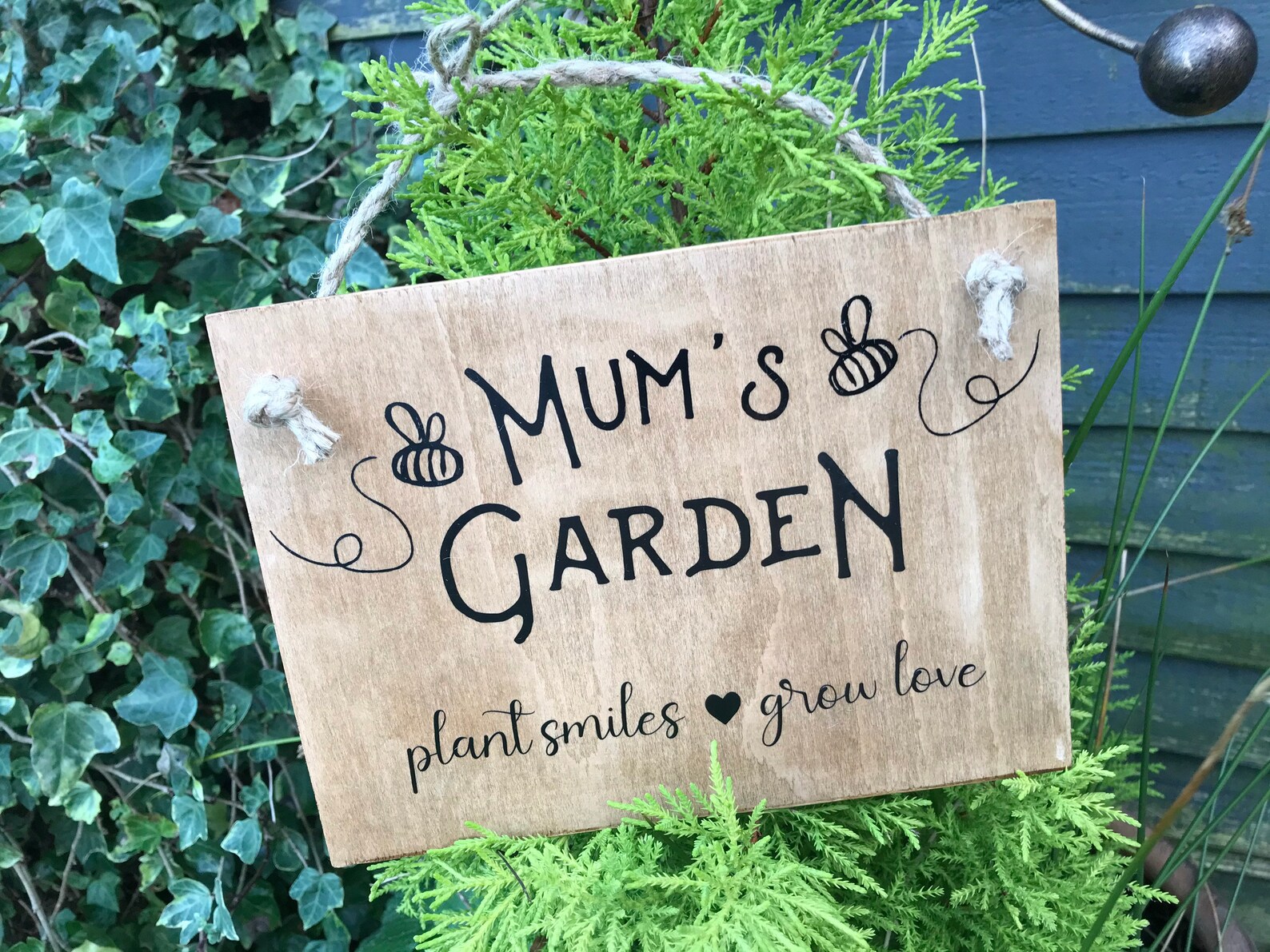 Mums Garden Sign Rustic Garden Signs Yard Decor Plant Pot | Etsy