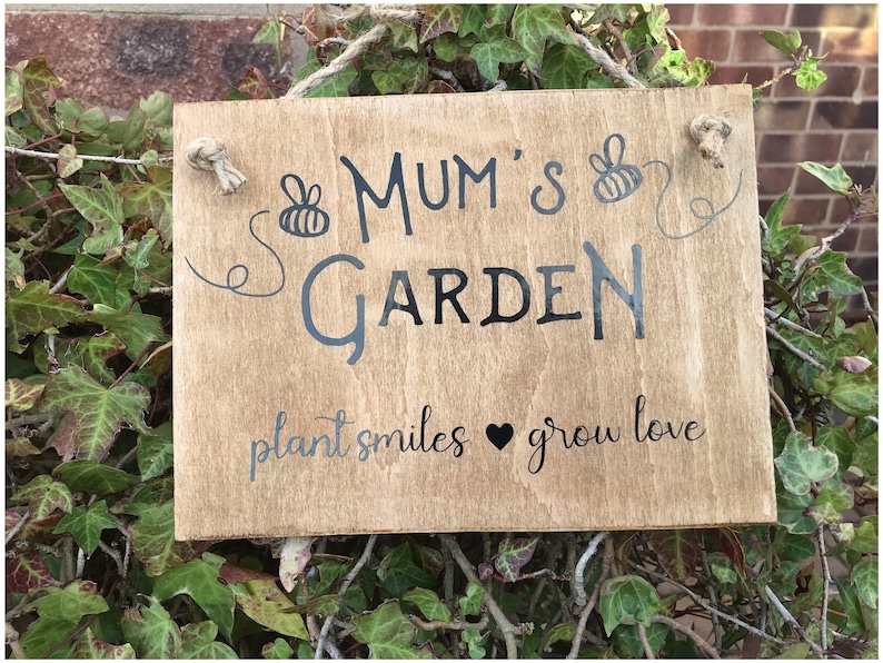 Mums Garden Sign Rustic Garden Signs Yard Decor Plant Pot | Etsy