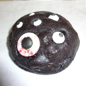 Scary Homemade Chocolate Chip Eyeball Cookies (18 Cookies) - Etsy