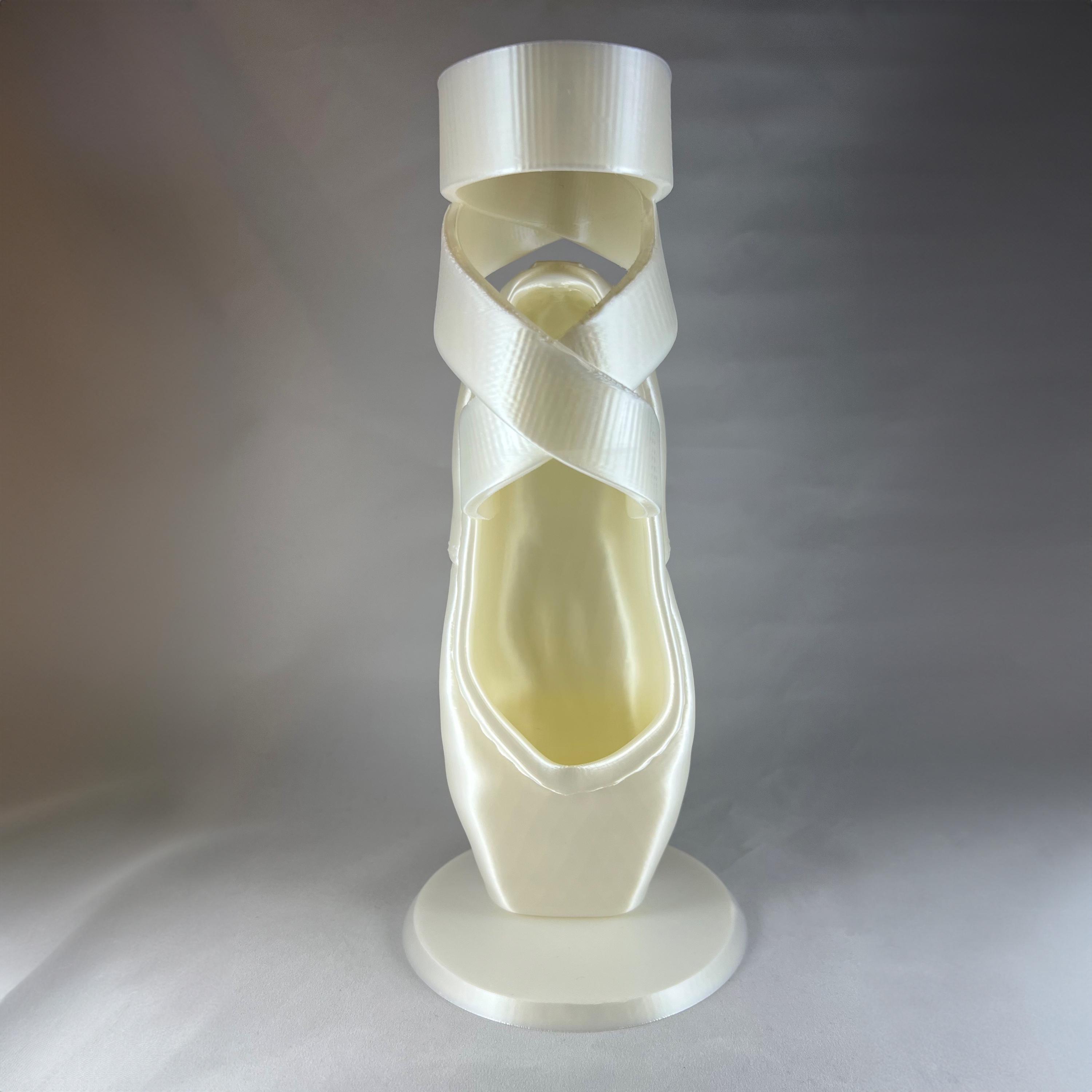 STL File - Realistic Life-sized Ballet Pointe Shoe Statue / Ballet ...