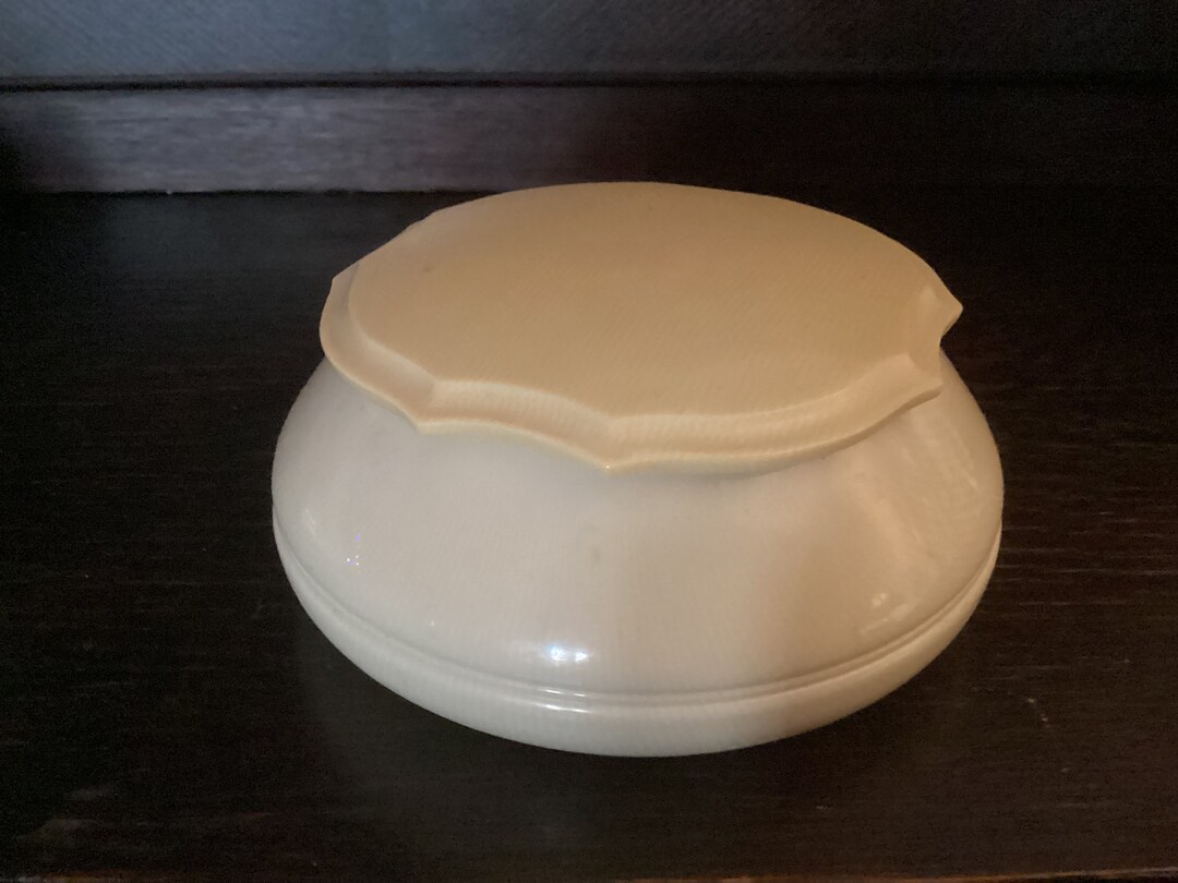 Sale***vintage Ivory DU BARRY PYRALIN Powder/trinket Jar 1950’s ...
