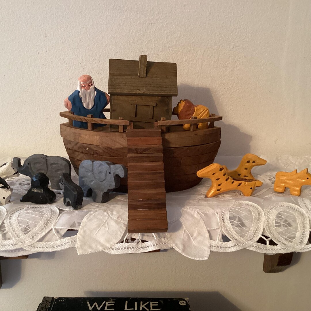 Sale***vintage WOODEN NOAH’S ARK Display Ark With Ladder Painted Both ...