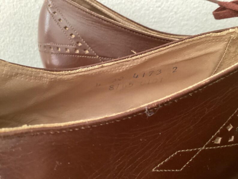 Sale***vintage Brown Lace up ROBERTS, JOHNSON & RAND Shoes Brogue Style ...