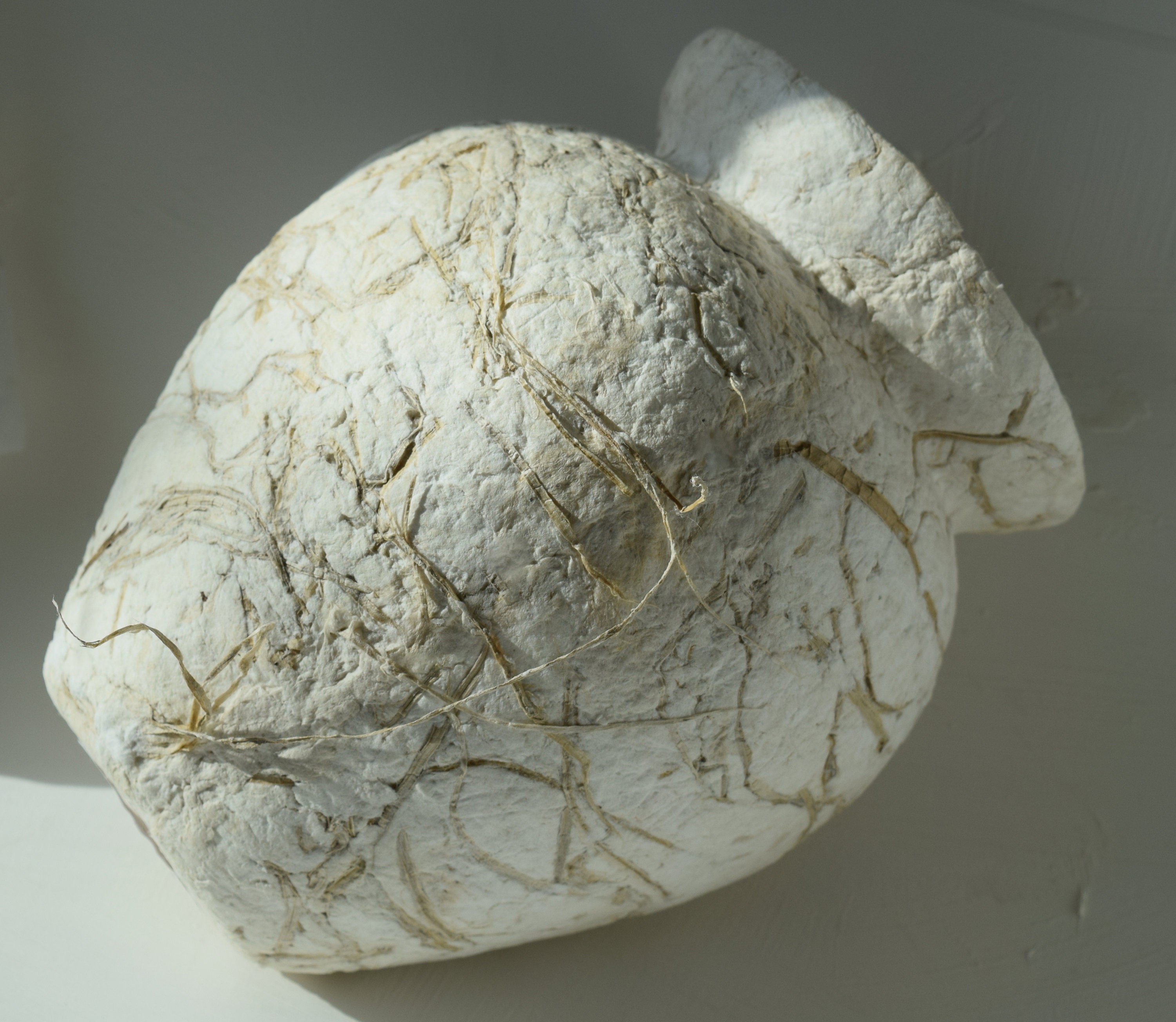 "gold" Paper Urn, Kozo and Cotton Fibers. 175 G. 22 X 17 X 17cm ...