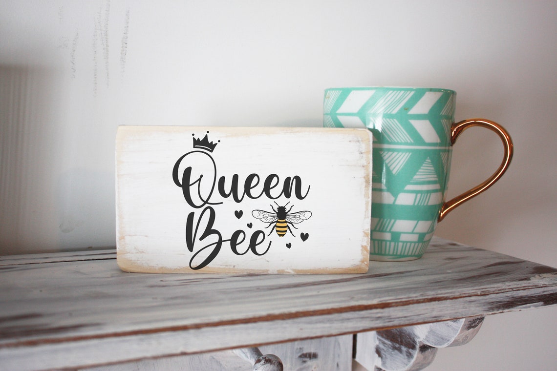 Queen Bee sign / mini wood sign / 3.5 x 6 | Etsy