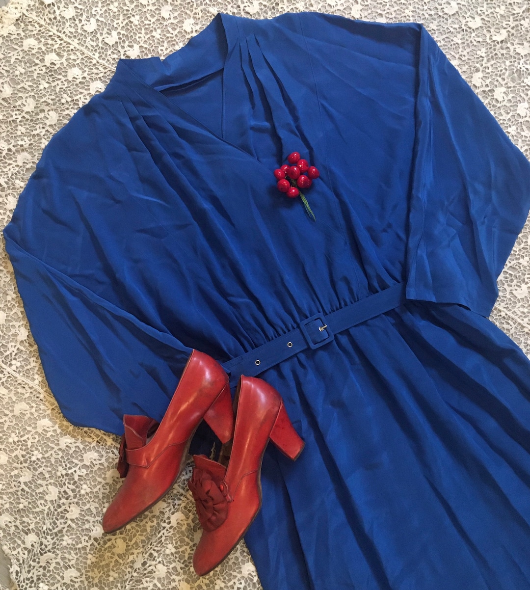 Elegant Late 1930s Prussian Blue Colour Silk Dress With Dolman Sleeves ...