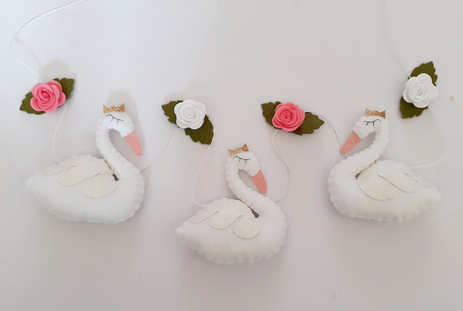 Swan Garland, Swan, Wall Hanging, Swan Decor, Girls Room, Swan Princess ...