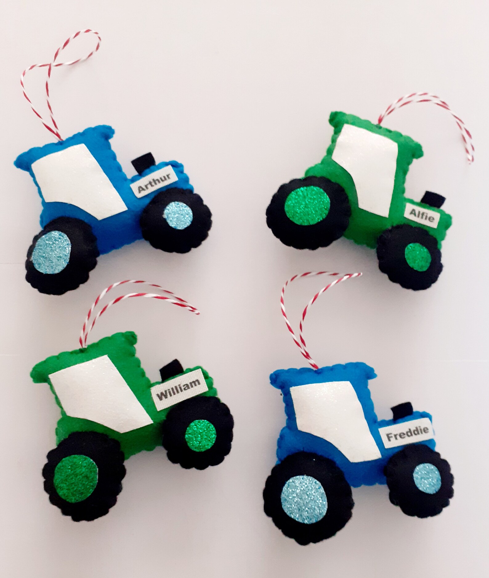 Christmas Tree Tractor Decoration, Christmas Tree Decoration ...