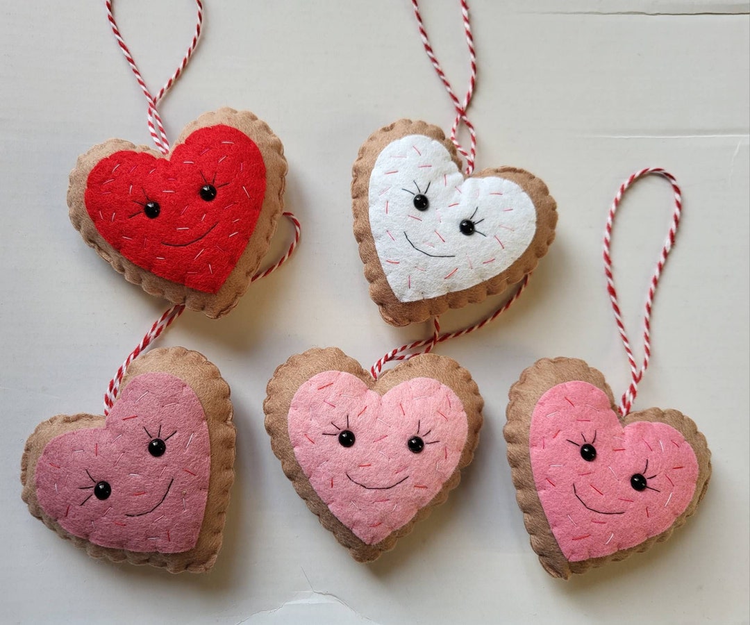 Valentine Hearts, Valentine Heart Gifts, Felt Hearts, Valentine Hanging ...