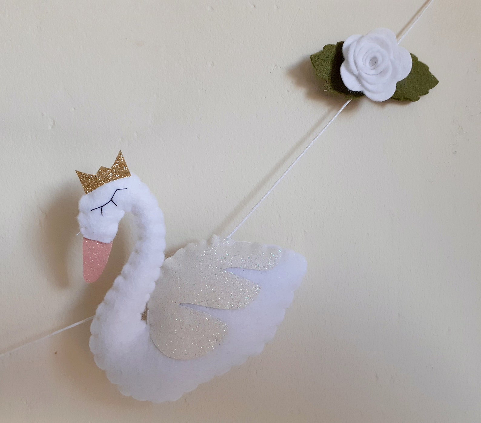 Swan Garland, Swan, Wall Hanging, Swan Decor, Girls Room, Swan Princess ...