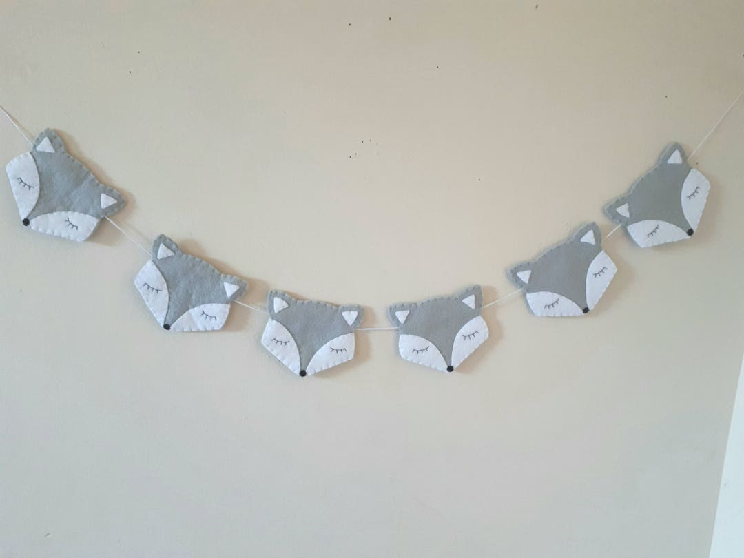 Fox Garland, Monochrome, Wall Hanging, Fox Nursery Decor, Woodland ...