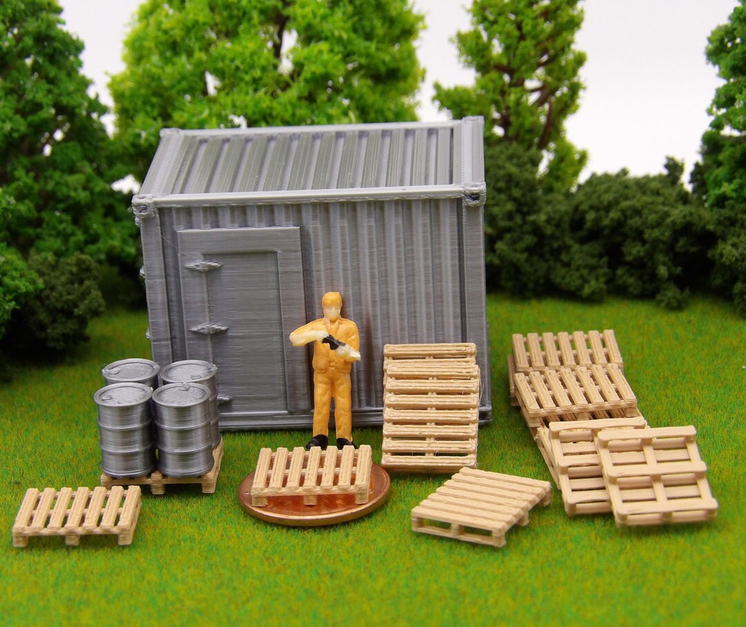 HO Scale Wooden Pallets to Scale! - 12 Pack PLUS Steel Shed - Highly ...