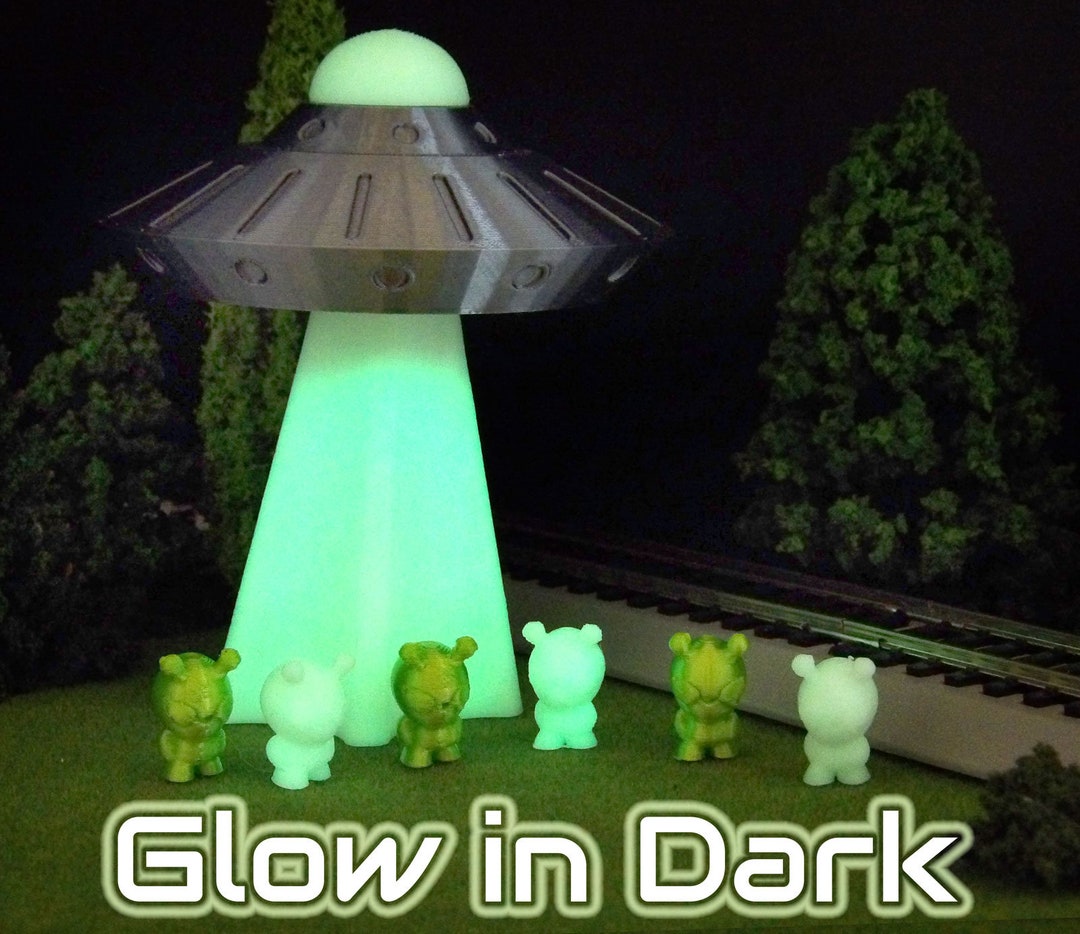 3D UFO Kit - HO Scale Train Scenery, Diorama. Use the Tractor Beam Base ...