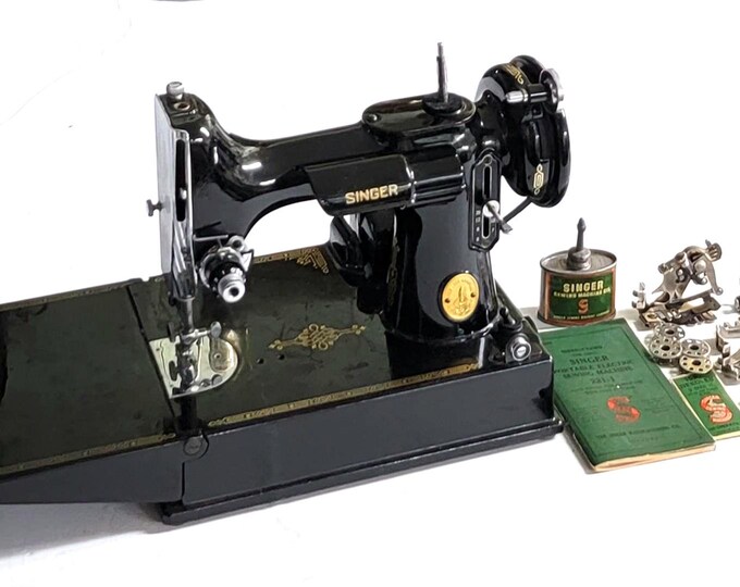 Singer 221 1 Featherweight Sewing Machine With Acessories - Etsy