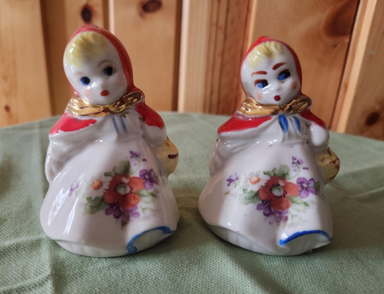Vintage Hull Little Red Riding Hood Salt & Pepper Shakers - Etsy