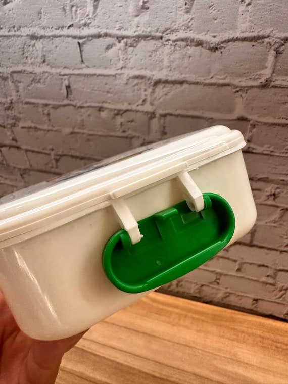 1990s Sanrio Squirrel Yu-chan Ai-chan Lunch Box Made … - Gem