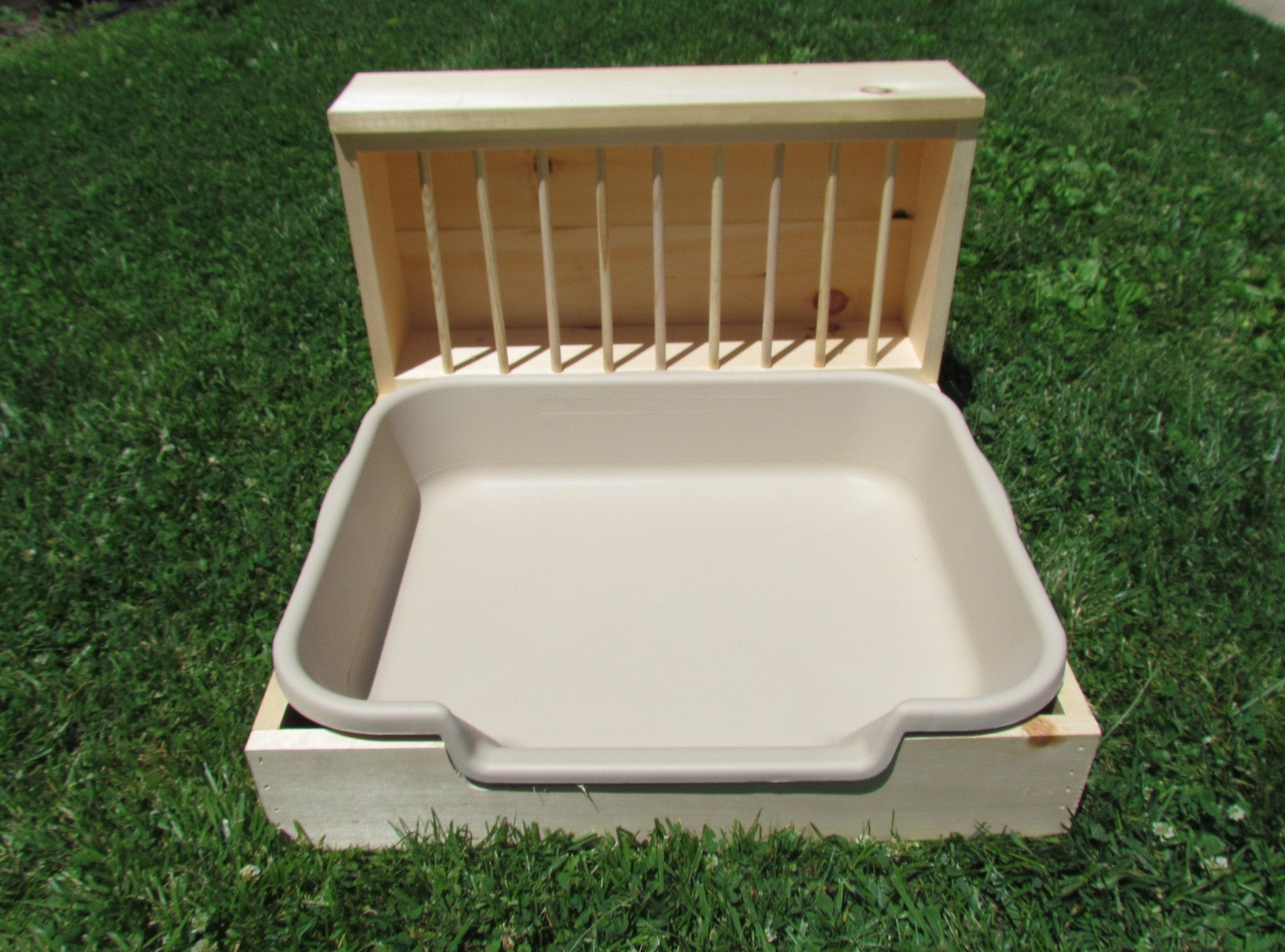 Large EZ Entry 2.0 - Hop Box: Rabbit Bunny Easy Entry Hay Feeder and ...