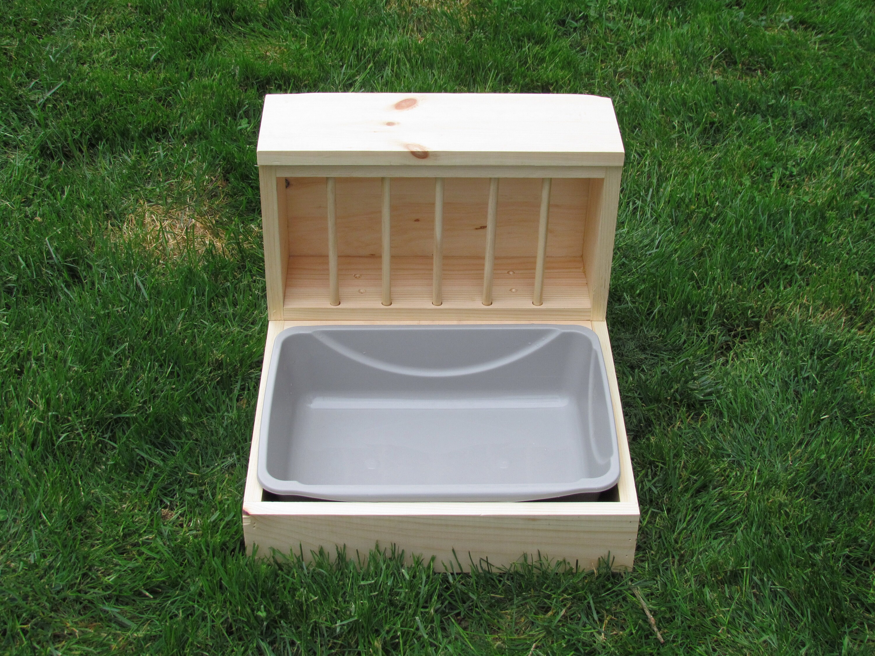 Small Hop Box: Rabbit Bunny Hay Feeder and Litter Pan Combo - Etsy
