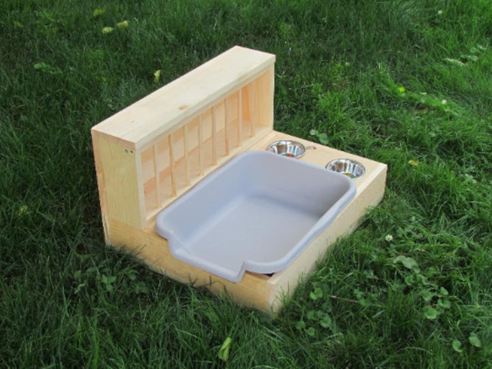 Small EZ Entry W/ Side Bowls - Hop Box: Rabbit Bunny Easy Entry Hay ...