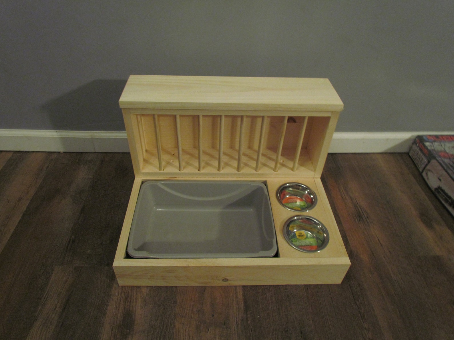 Extra Small W/ Side Bowls - Hop Box: Rabbit Bunny Hay Feeder and Litter ...