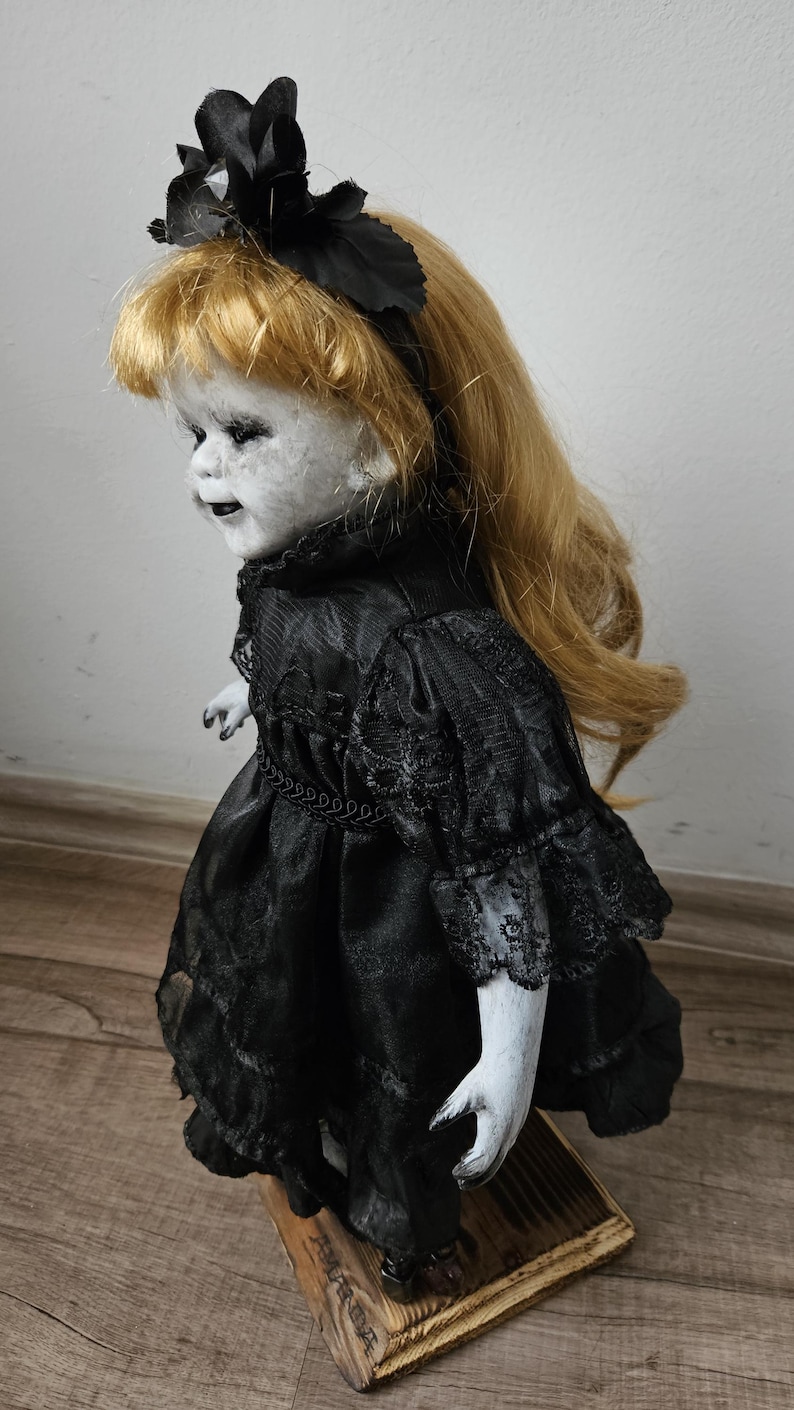 Haunted Creepy Porcelain Doll From 80s, Goth Doll, Vintage Doll, Retro ...