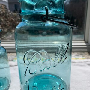 Set of Vintage Ball Ideal Jar Pint and Quart Glass Aqua Wire Bail Jars ...