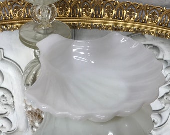 Milk Glass Shell Dish - Etsy