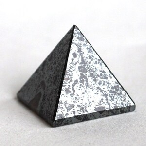 Hematite Gemstone Crystal Pyramid Natural Stone - Stone of Willpower ...