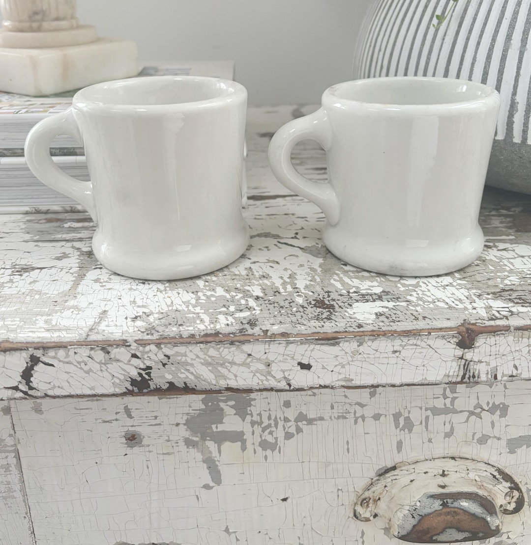 VINTAGE DINER MUGS • Chunky Vintage Diner Coffee Mugs • American ...