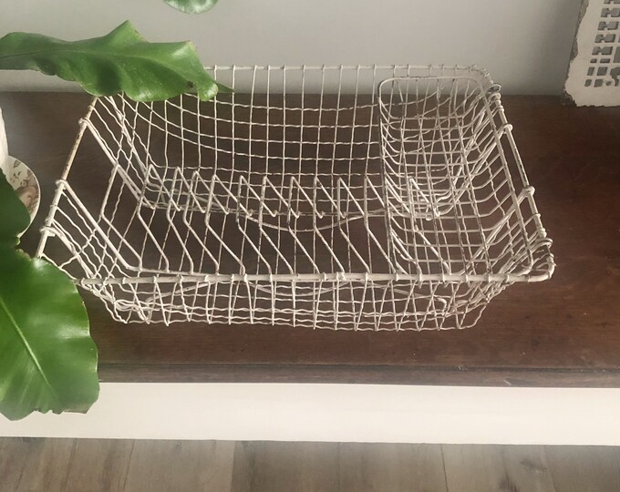 VINTAGE DISH DRAINER W/ Silverware Basket • Worn White Wire Dish ...