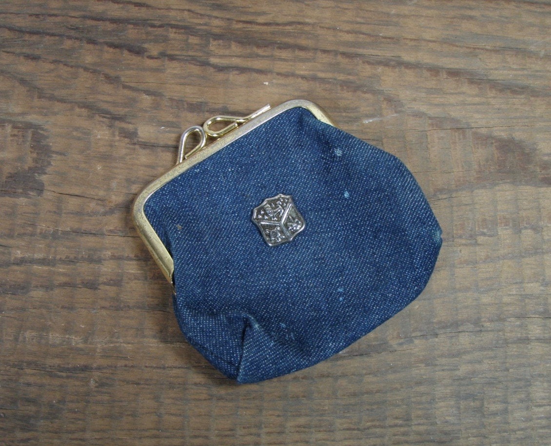 Vintage Demin Clamshell Coin Change Purse - Dark Blue Brass Coat of ...