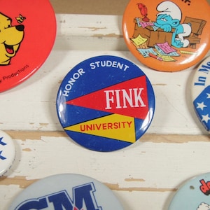 Vintage 1960s Era Fink University Honor Student Full Colour Pin Back ...