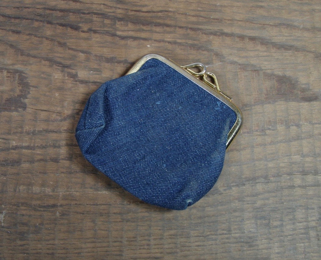 Vintage Demin Clamshell Coin Change Purse - Dark Blue Brass Coat of ...