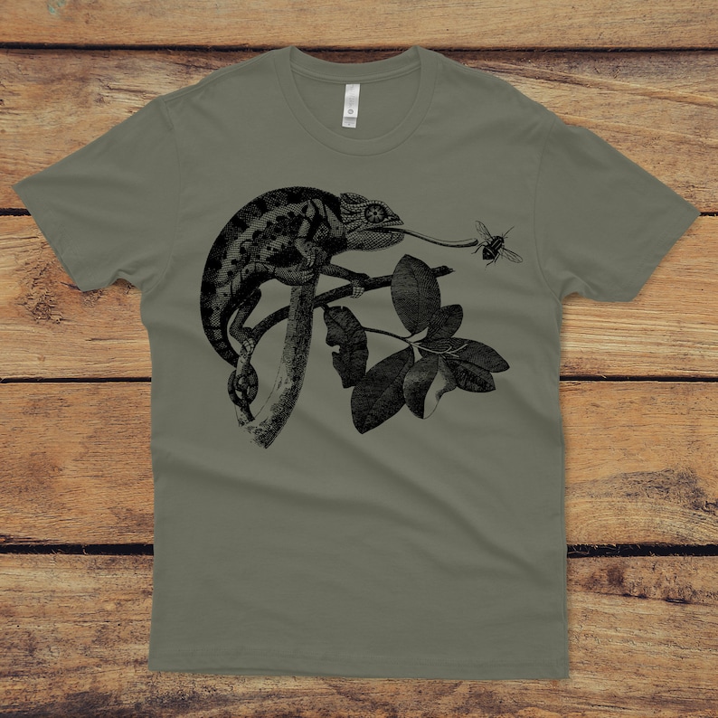 Chameleon Unisex Shirt Lizard Tshirt Lizard Graphic Tee | Etsy