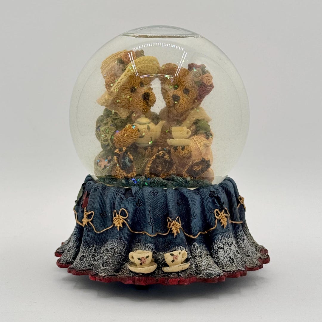 Boyd's Bearstone Collectible Music Box - Etsy