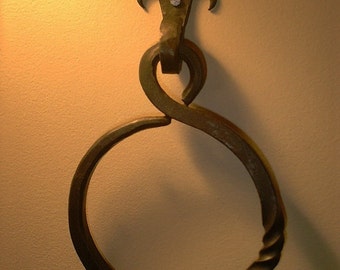 Roundstock Simple Top Iron Towel Ring Hand Forged by PCBS Glad | Etsy