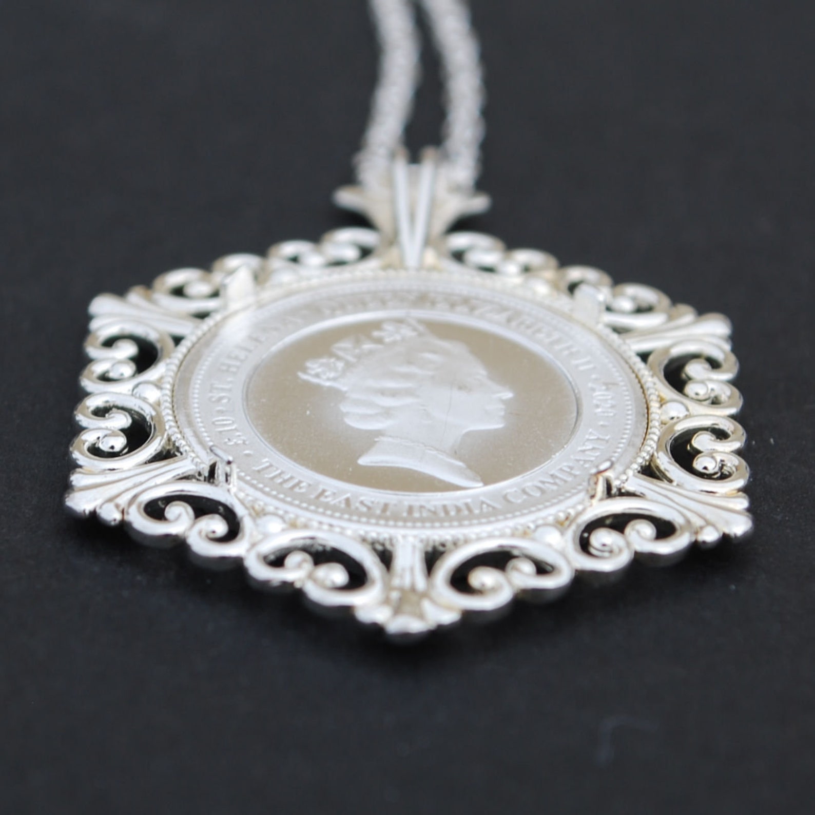 2020 Saint Helena 1/10 Oz .999 Silver Spade Guinea Shield BU - Etsy