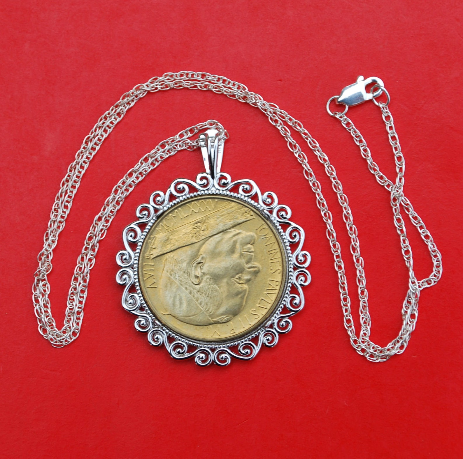 1985 Vatican 200 Lire BU Uncirculated Coin 925 Sterling Silver Necklace ...