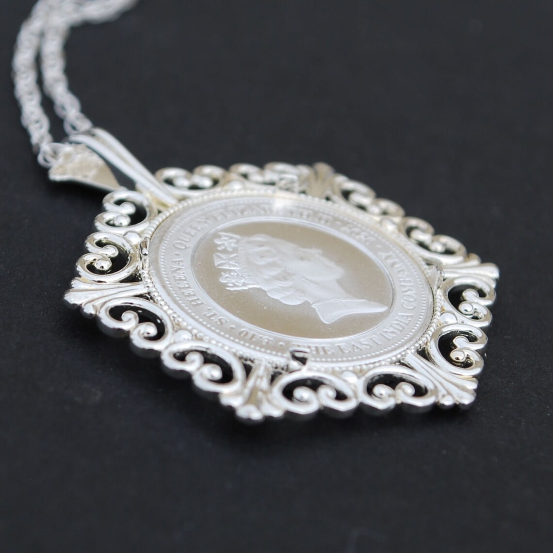 2020 Saint Helena 1/10 Oz .999 Silver Spade Guinea Shield BU - Etsy