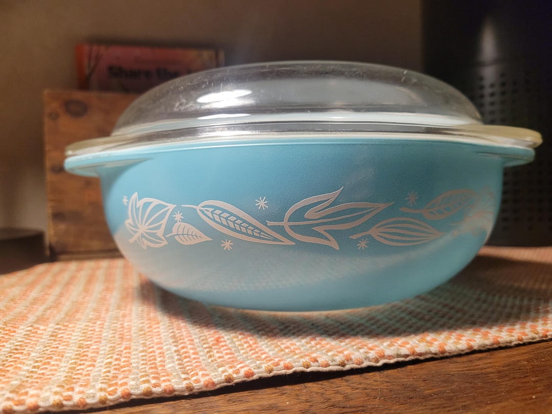 Rare Pyrex 024 Blowing Leaves Promo - Etsy
