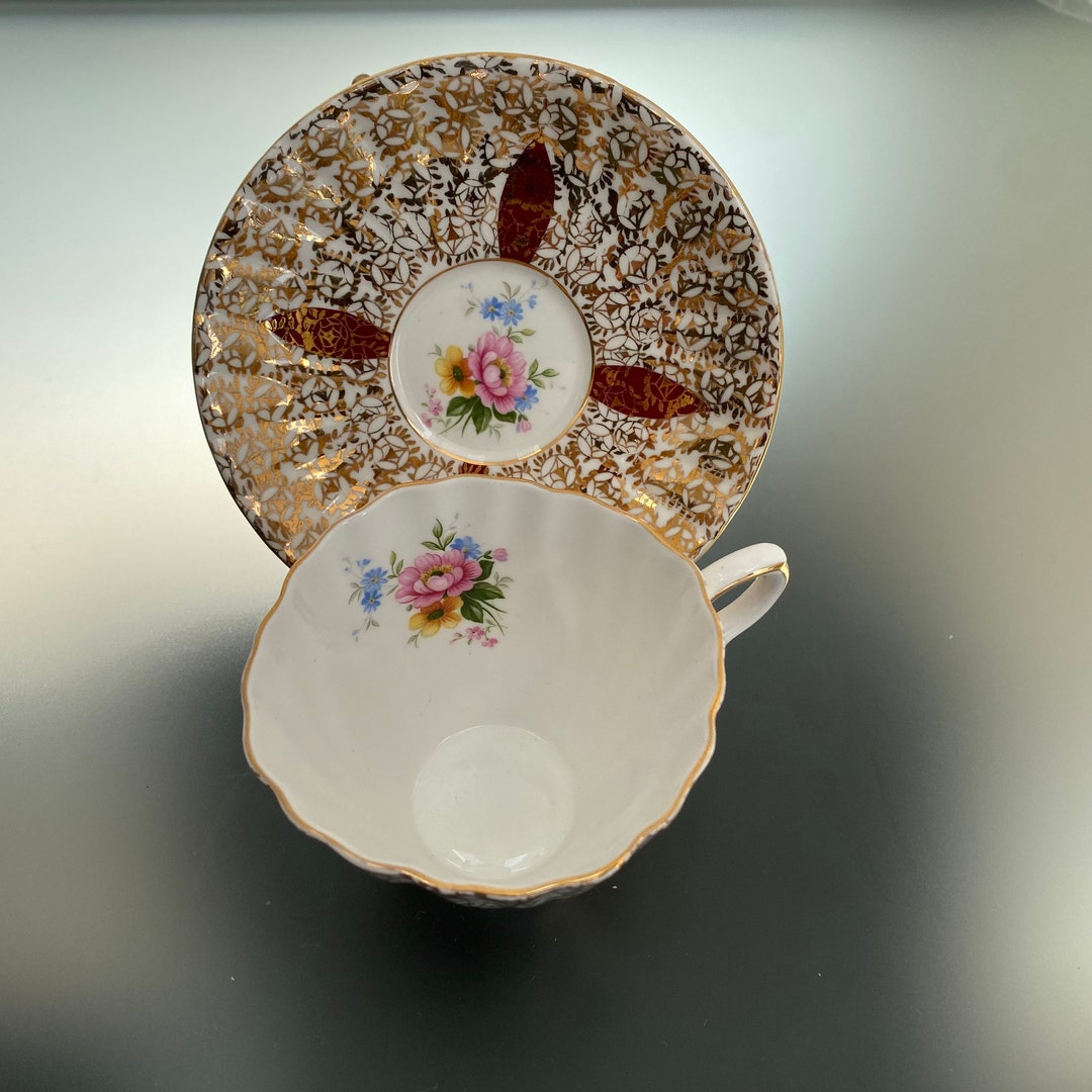 Vintage Gladstone Staffordshire Teacup and Saucer Floral Design W Gold ...